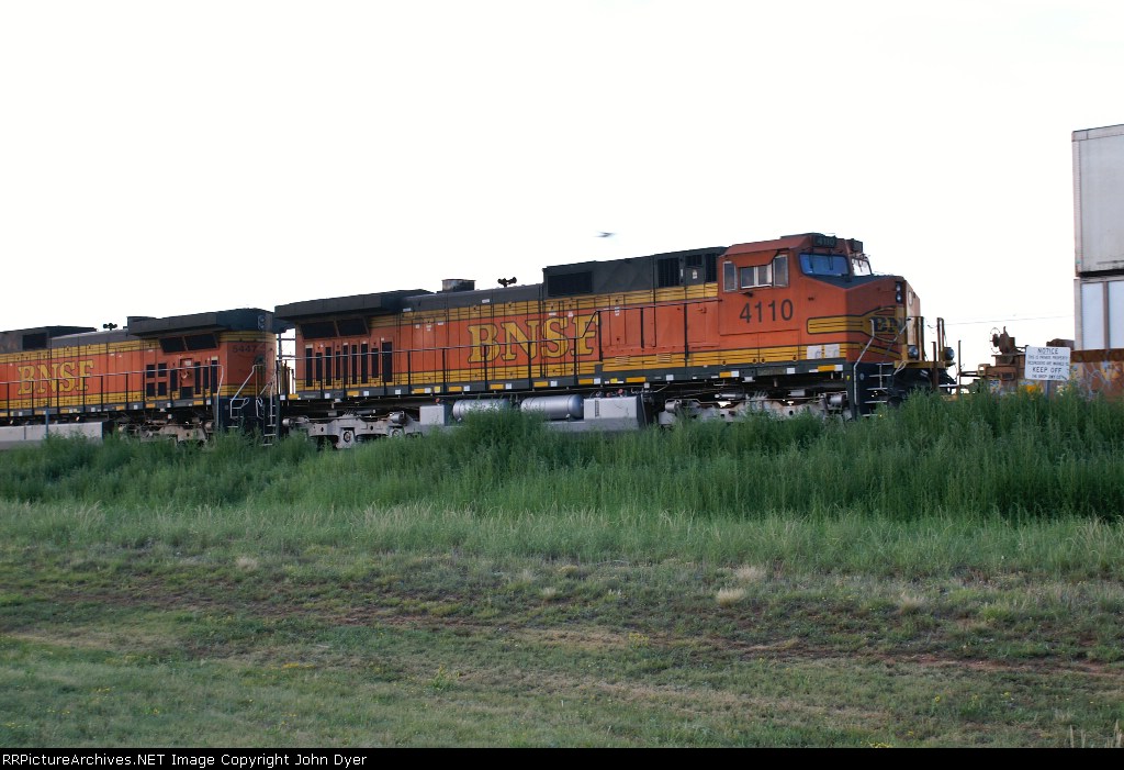 BNSF 4110